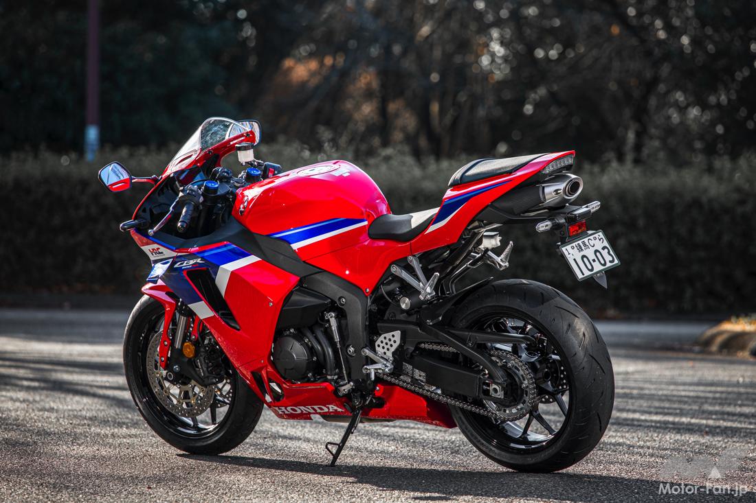 2024年型「CBR600RR」は通勤・通学なども楽しめる？ ホンダが誇る600ccスーパースポーツバイクを街で乗ってみた。 | 画像 ...