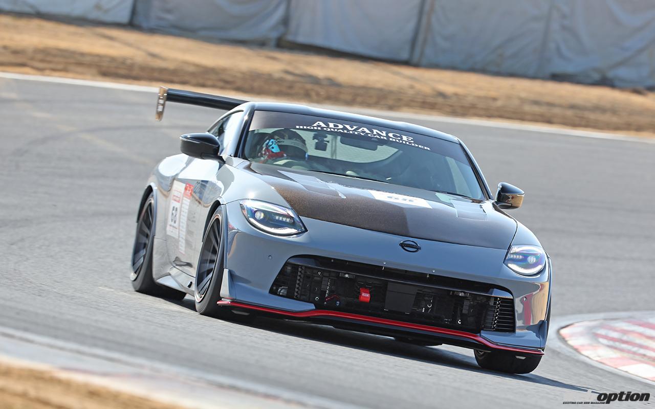 「NISMOバンパー最速移植でイメチェン！」老舗アドバンスが進めるRZ34チューニングの今 ｜ web option(ウェブ オプション)