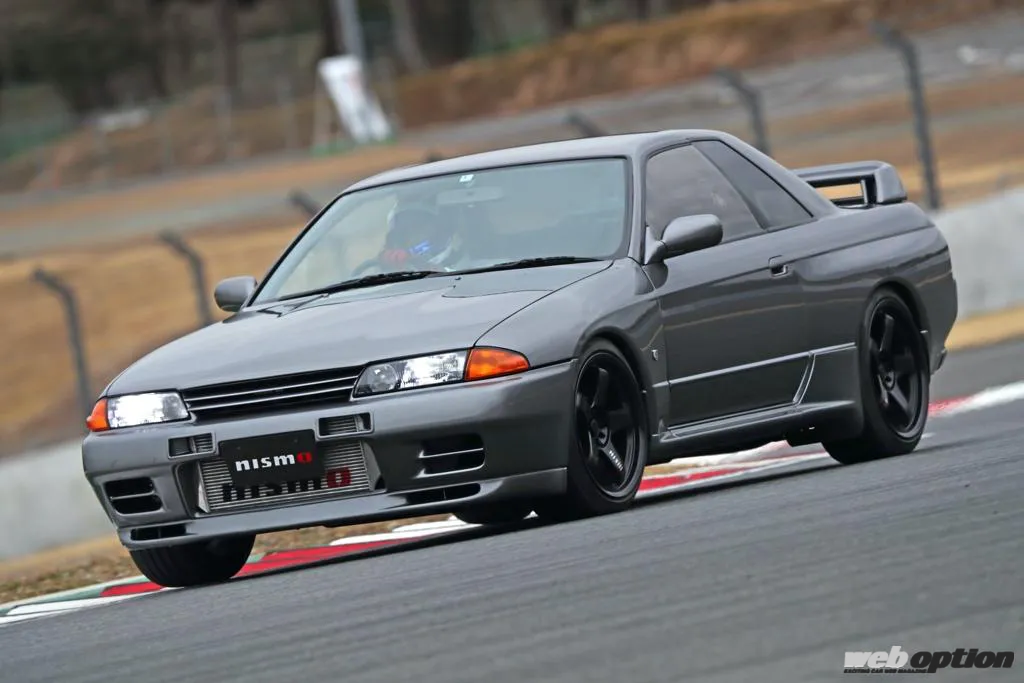 家族旅行”最速のBNR32!?」GT-Rを知り尽くした名チューナーの愛機に迫る！ | Motor-Fan[モーターファン] 自動車関連記事を中心に配信するメディアプラットフォーム