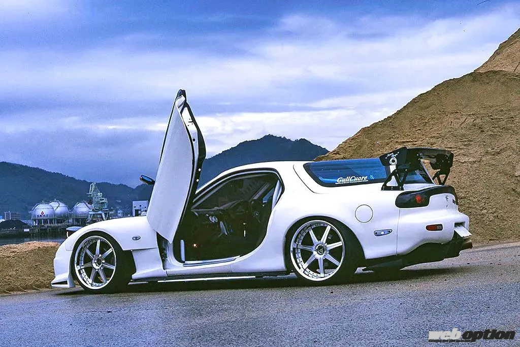 「これぞ走り屋の理想郷！」実戦スペック全開のFD3Sがヤバすぎる | Motor-Fan[モーターファン] 自動車関連記事を中心に配信するメディアプラットフォーム